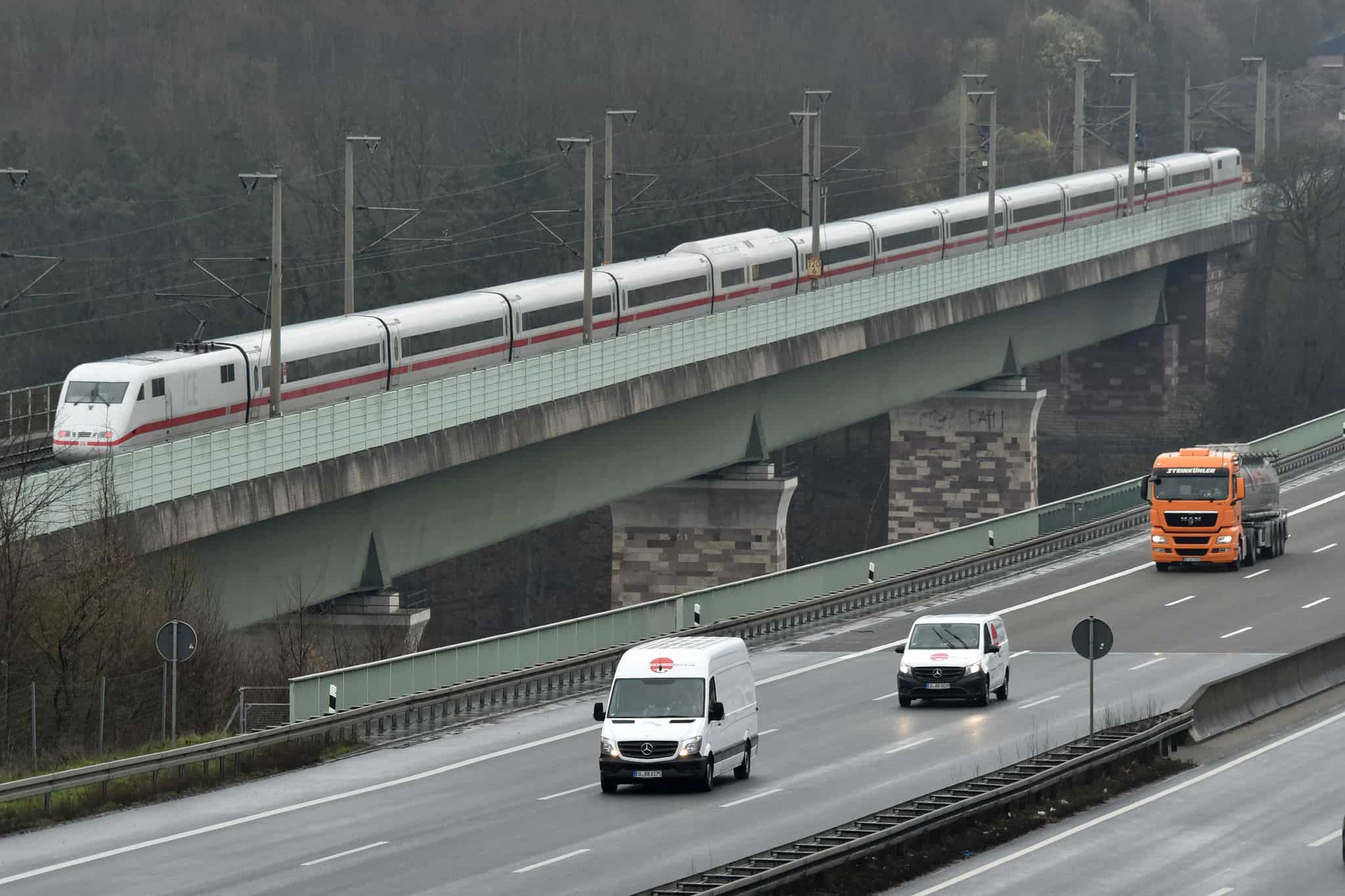 Schnellz ge Kassel G ttingen Fahren Wieder Schneller