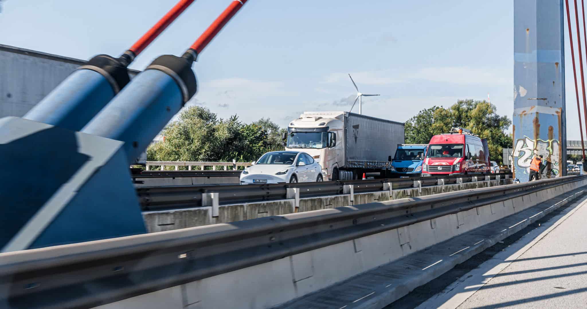 Vollsperrung der A1 in Hamburg