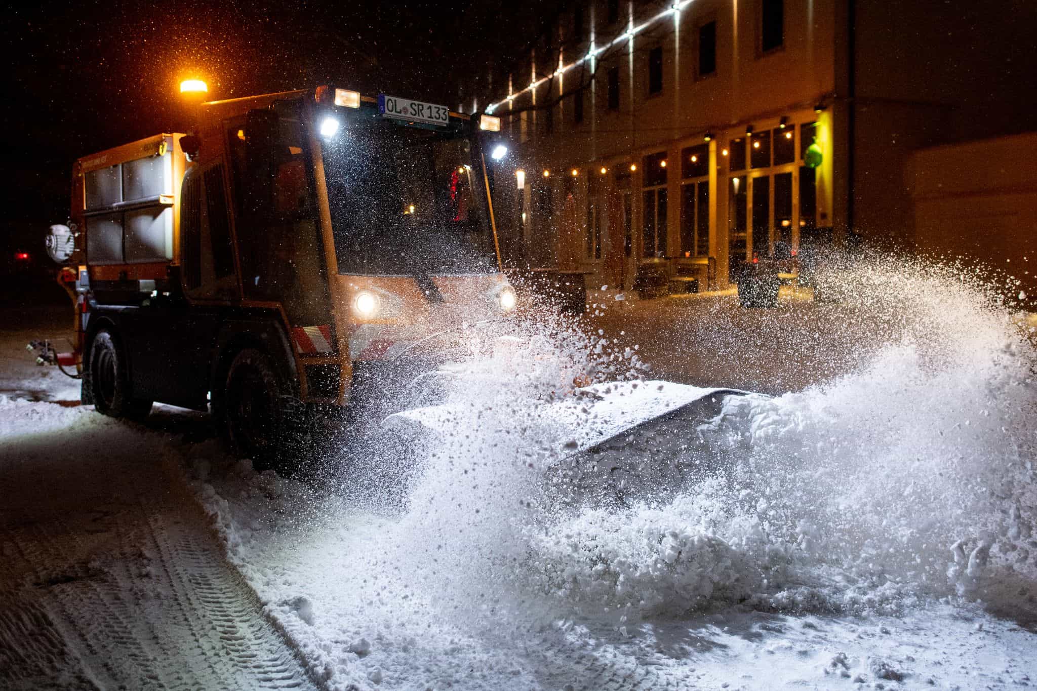 Oldenburg sperrt Turnhallen wegen Schneelast auf Dächern