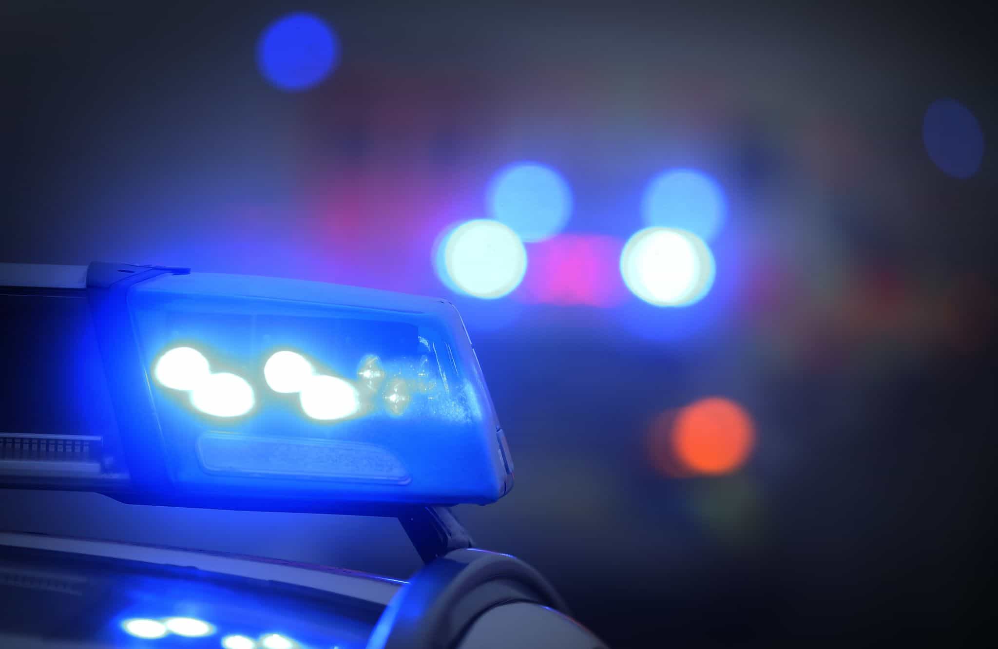 Schwerer Auffahrunfall auf Autobahn - Fahrer flieht