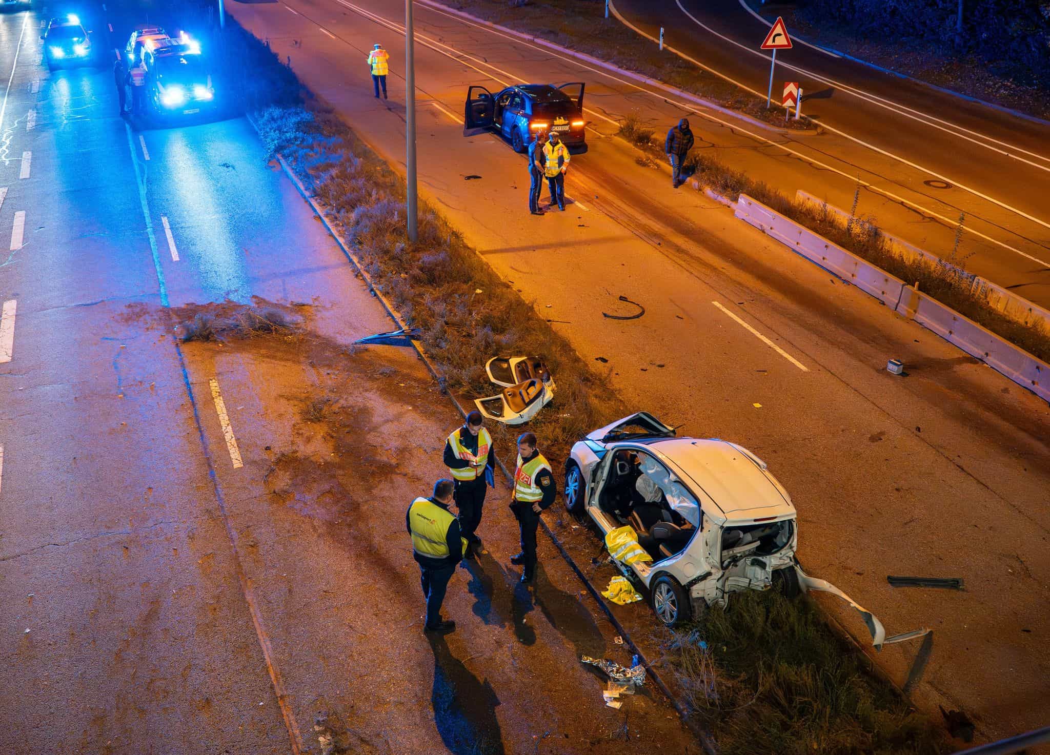Zwei Verletzte nach illegalem Autorennen in München