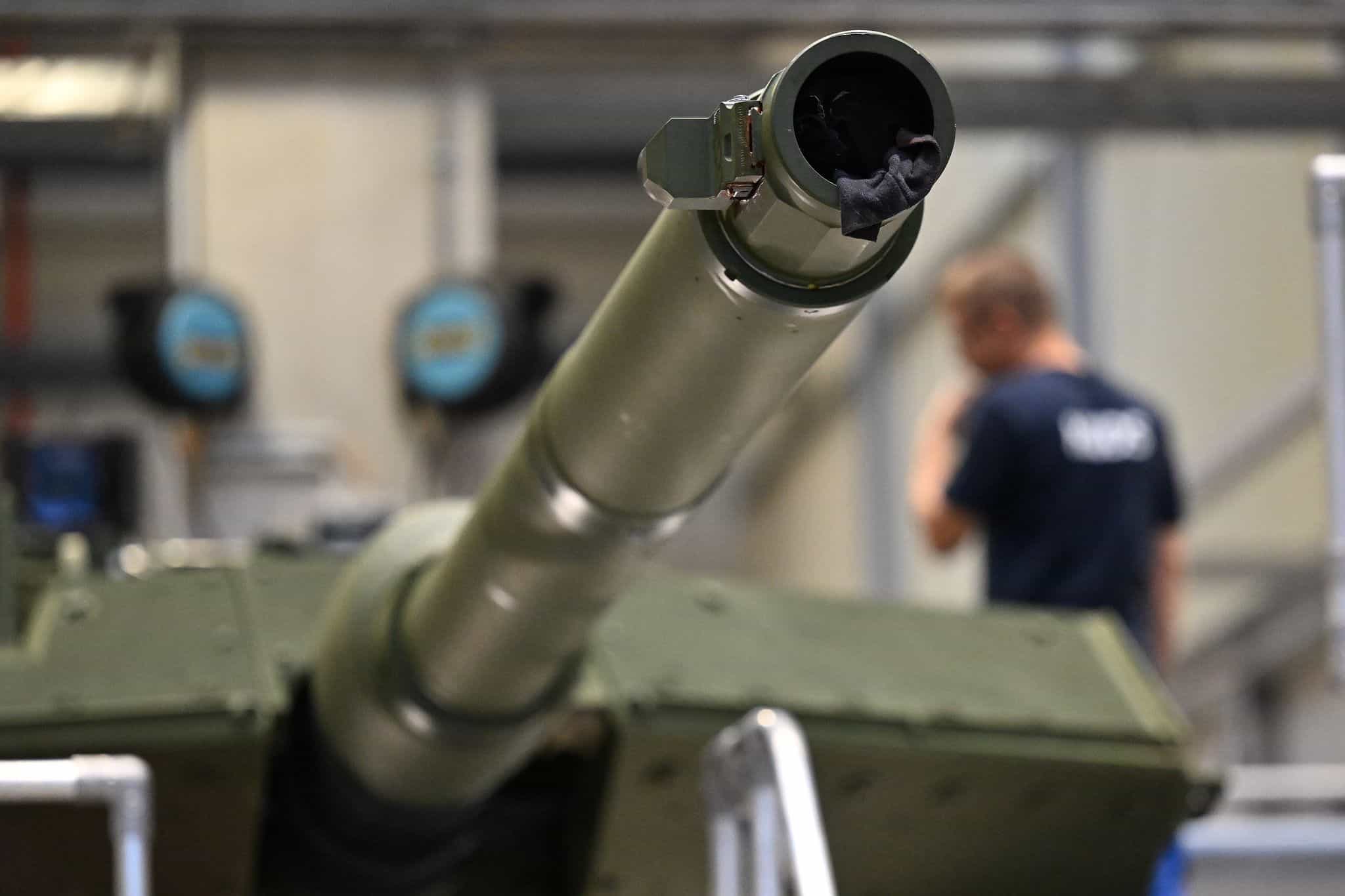 Knapp 200 neue Leopard-Panzer für die Bundeswehr