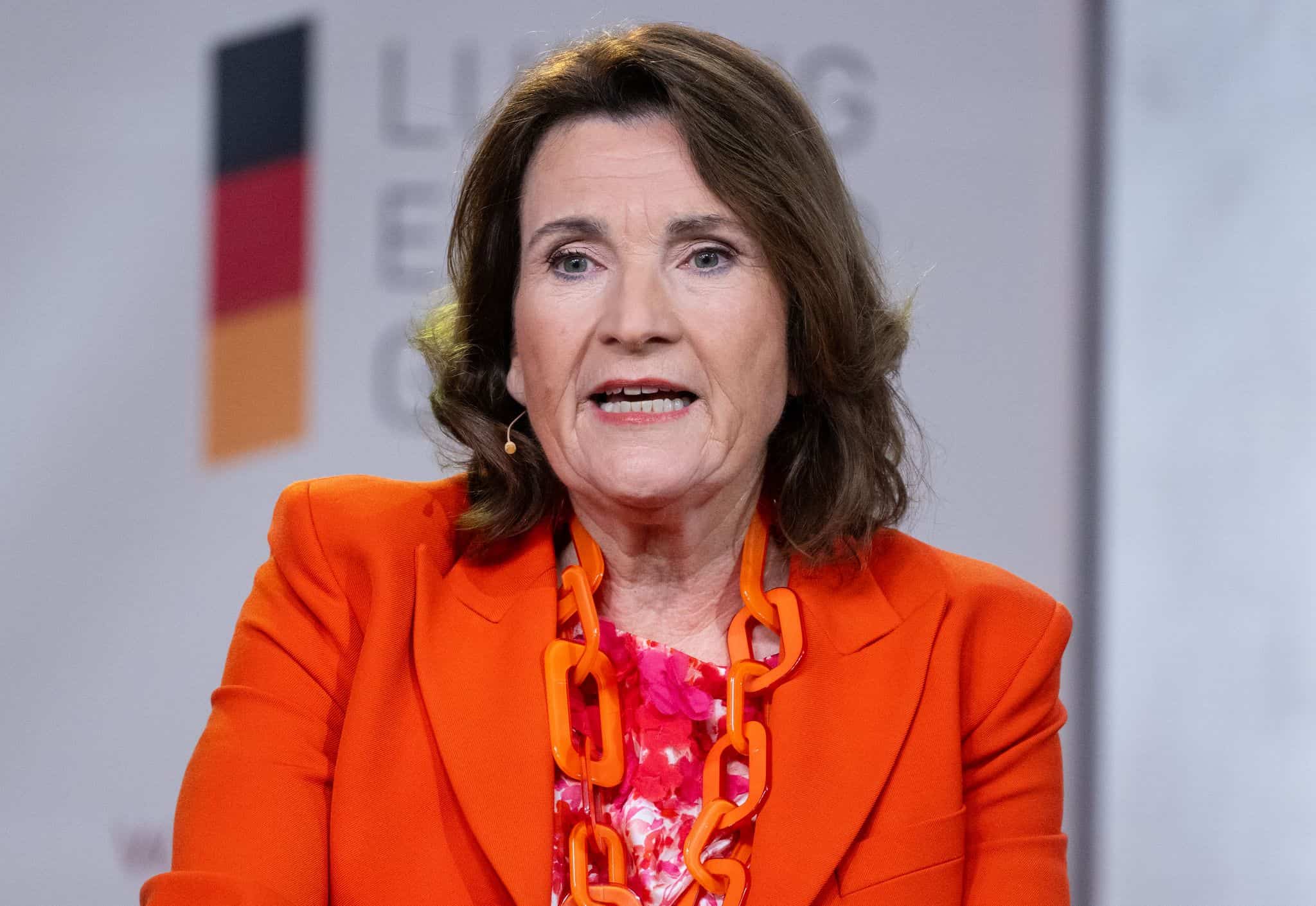 Frau von Weimer verzichtet auf Bayerischen Verfassungsorden