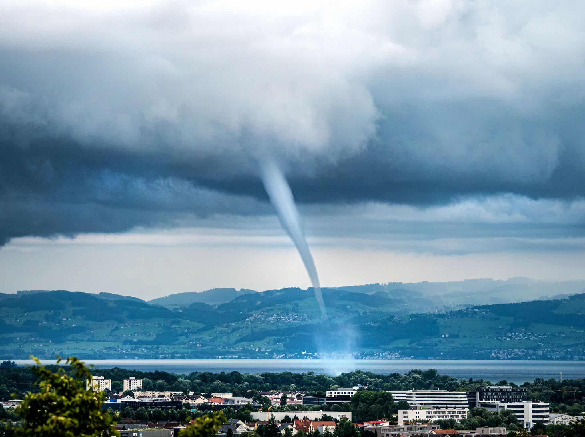Mindestens vier Tornados fegen 2025 durch Bayern
