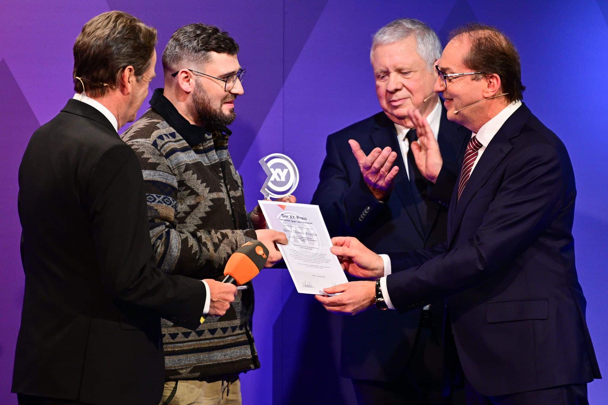 Zivilcourage rettet Leben – XY-Preis für Helfer verliehen