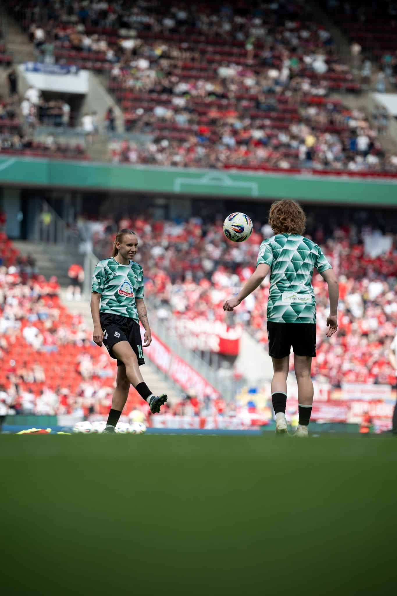 Nürnberg-Fußballerinnen holen Stürmerin Papai aus Bremen