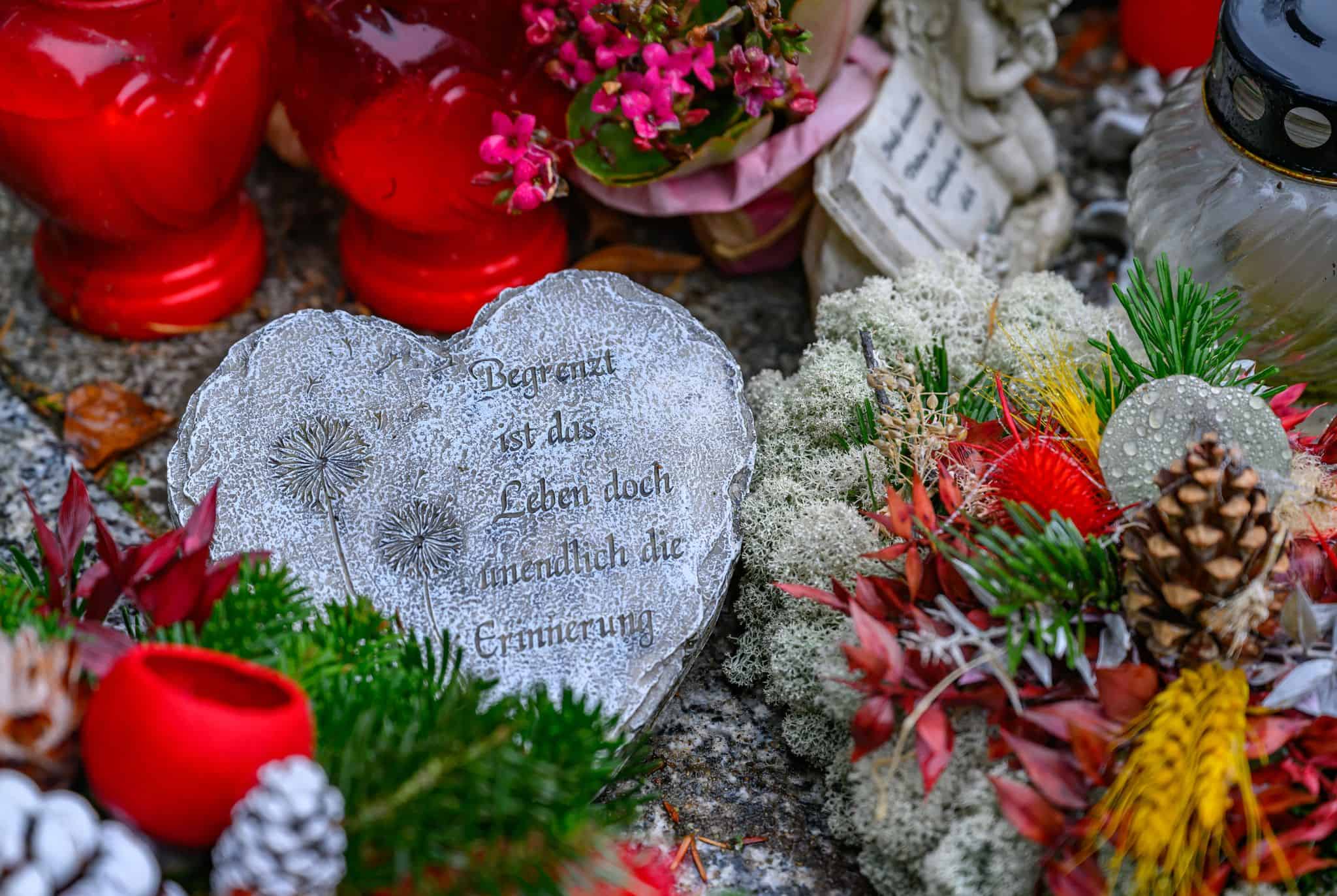 Woidke gedenkt Opfer: Krieg hinterlässt nur verbrannte Erde