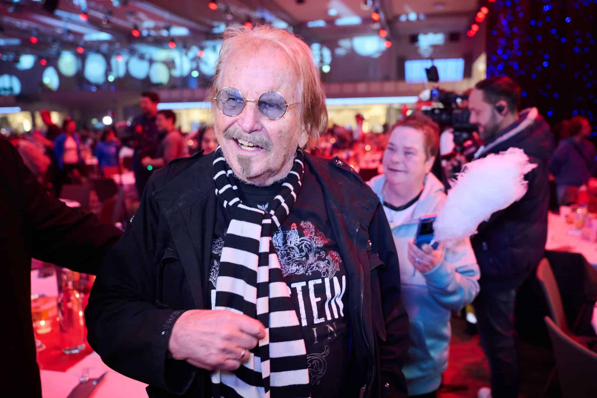 Frank Zander verliert Gans Erna nach Vogelgrippe-Ausbruch