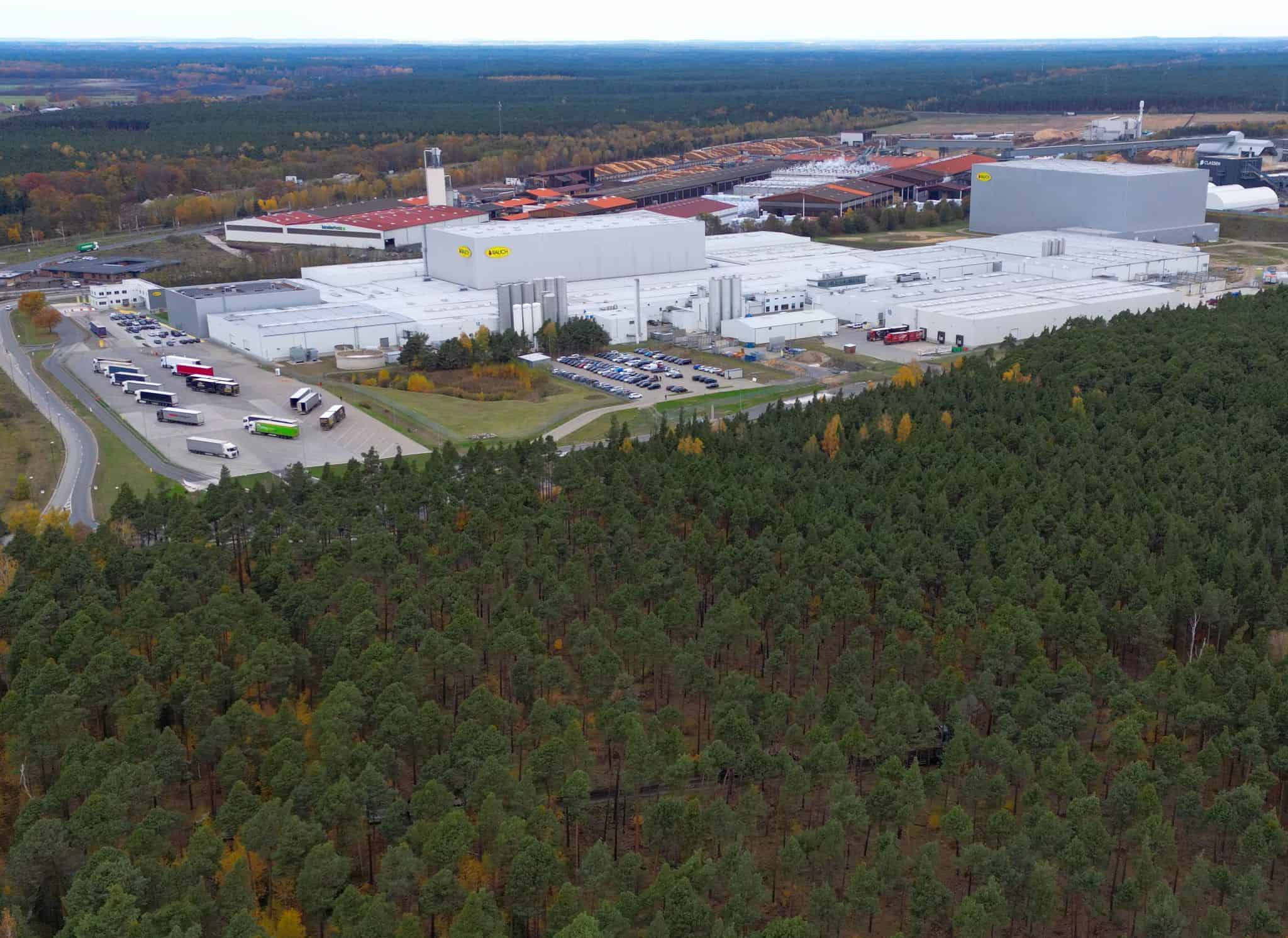 Red Bull plant Dosen-Werk und entfacht neuen Wasser-Streit