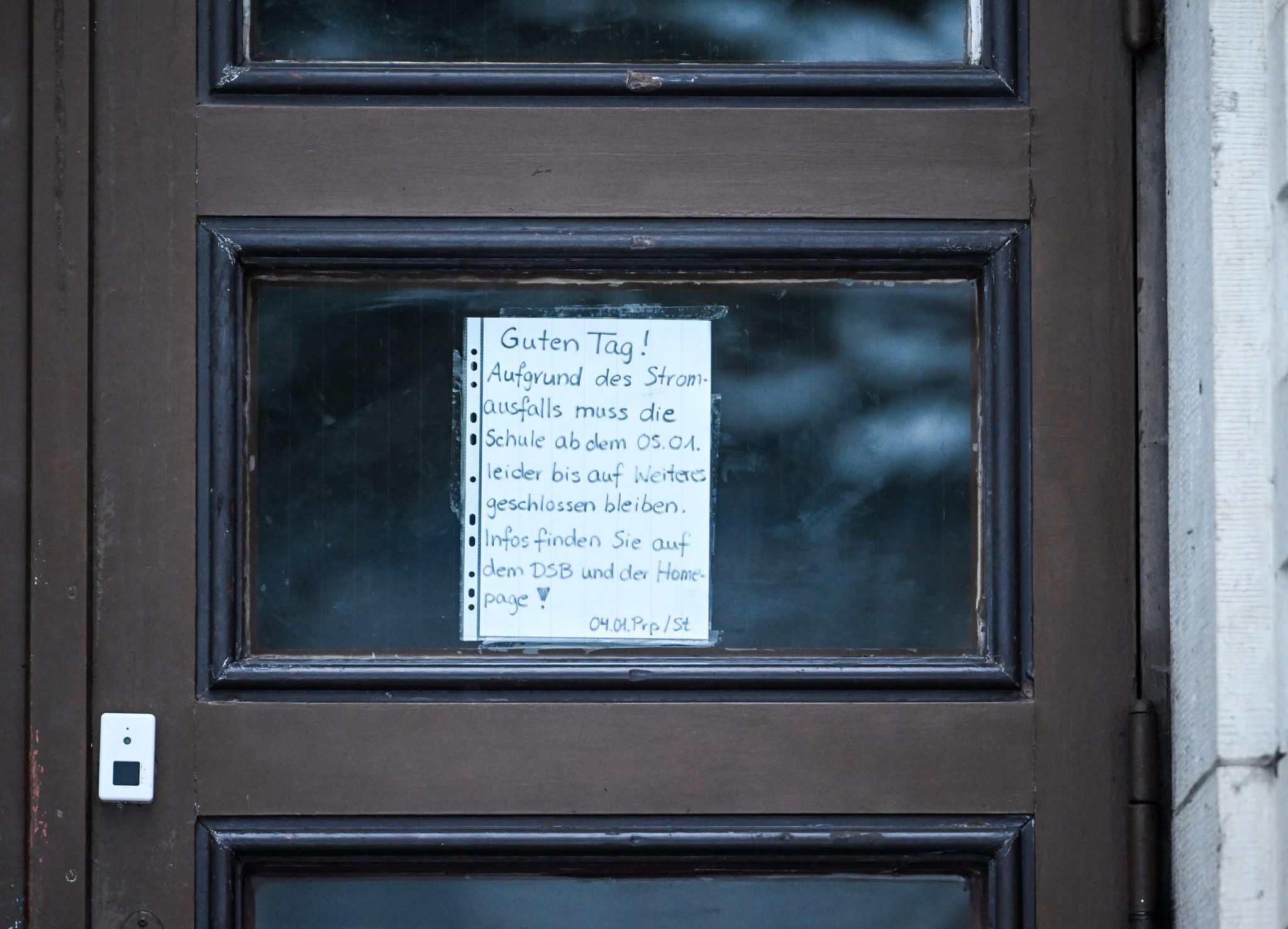 Die Schule bleibt nach Stromausfall zu – wohin mit dem Kind?