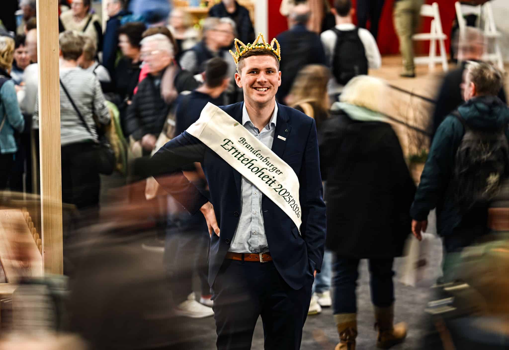 Erntekönig schwärmt von Trecker-Romantik und träumt von KI