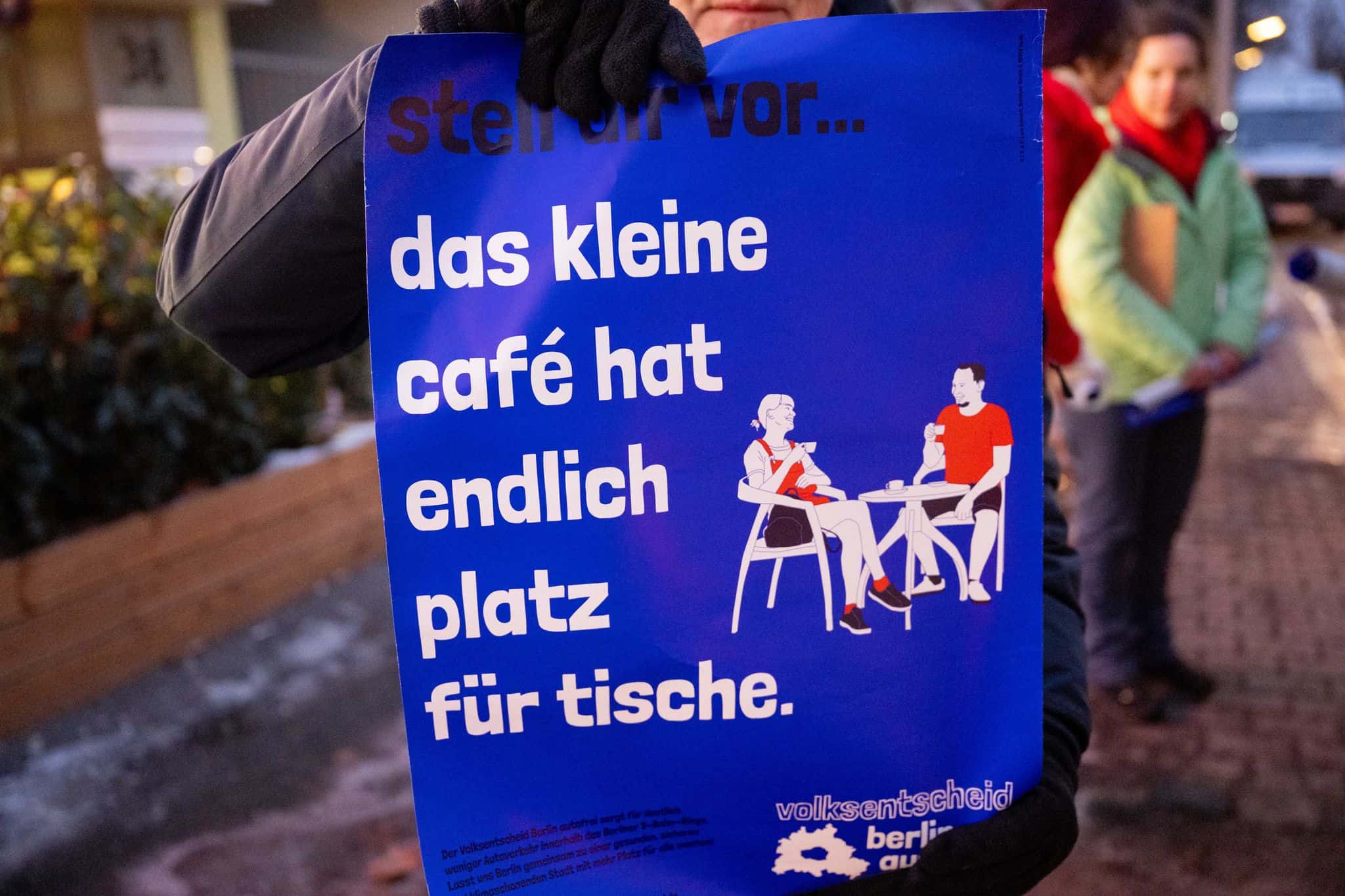 Weniger Autos in Berlin? Initiative sammelt Unterschriften