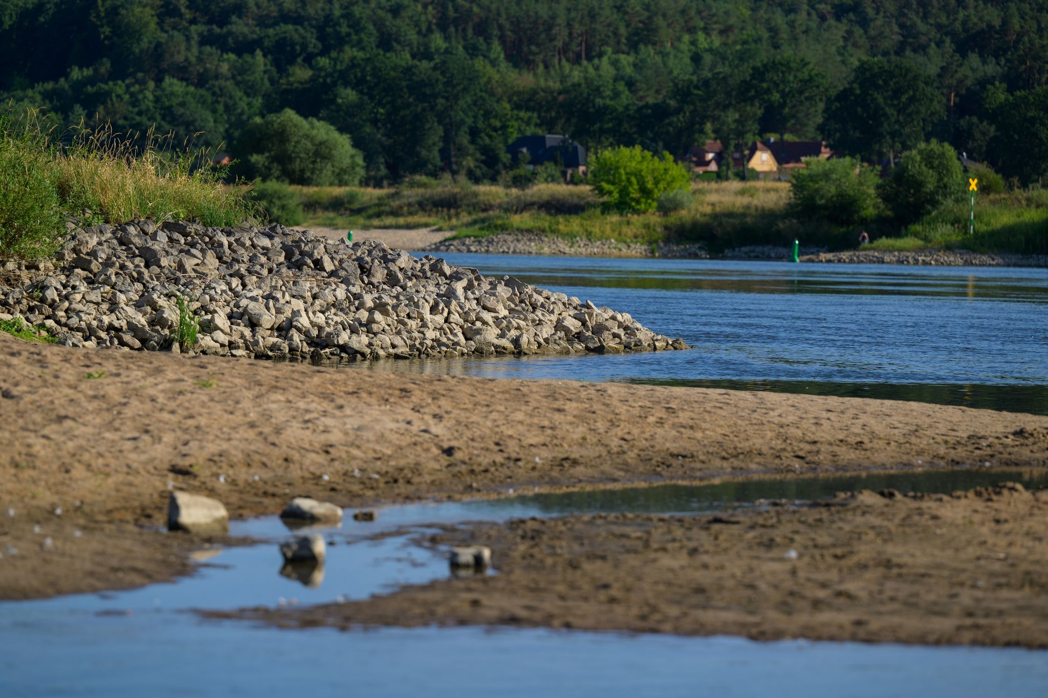 Niedrigwasser: Sonderprogramm für die Elbe