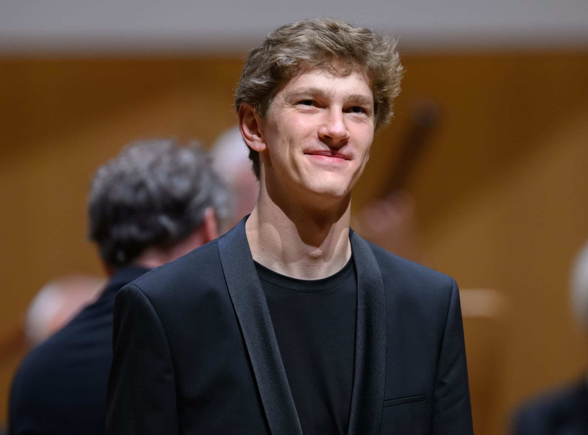 Pianist Jan Lisiecki löst in Dresden Beifallsstürme aus