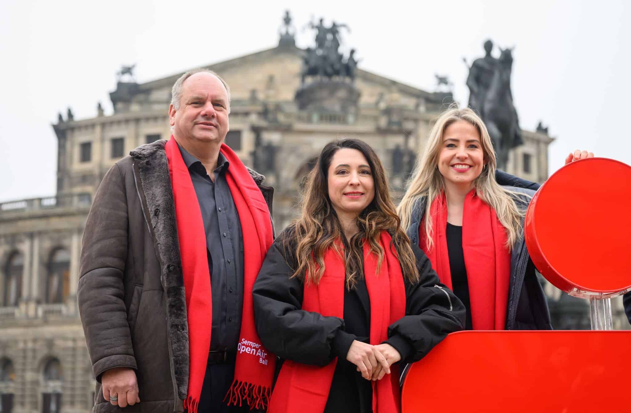 Rund 10.000 Fans bei Ball vor der Semperoper erwartet